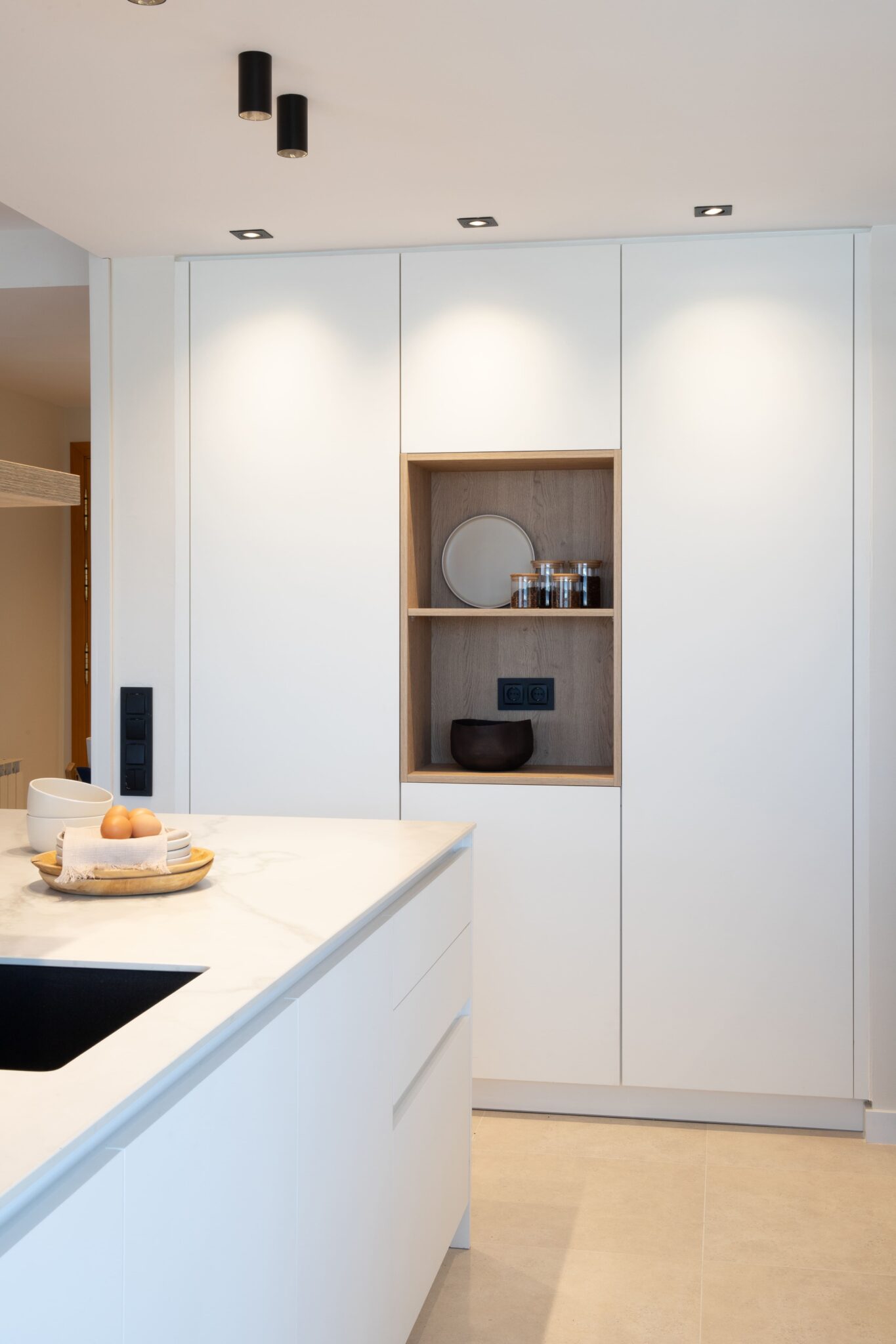 Transformamos una cocina cerrada en un espacio abierto - Hubel